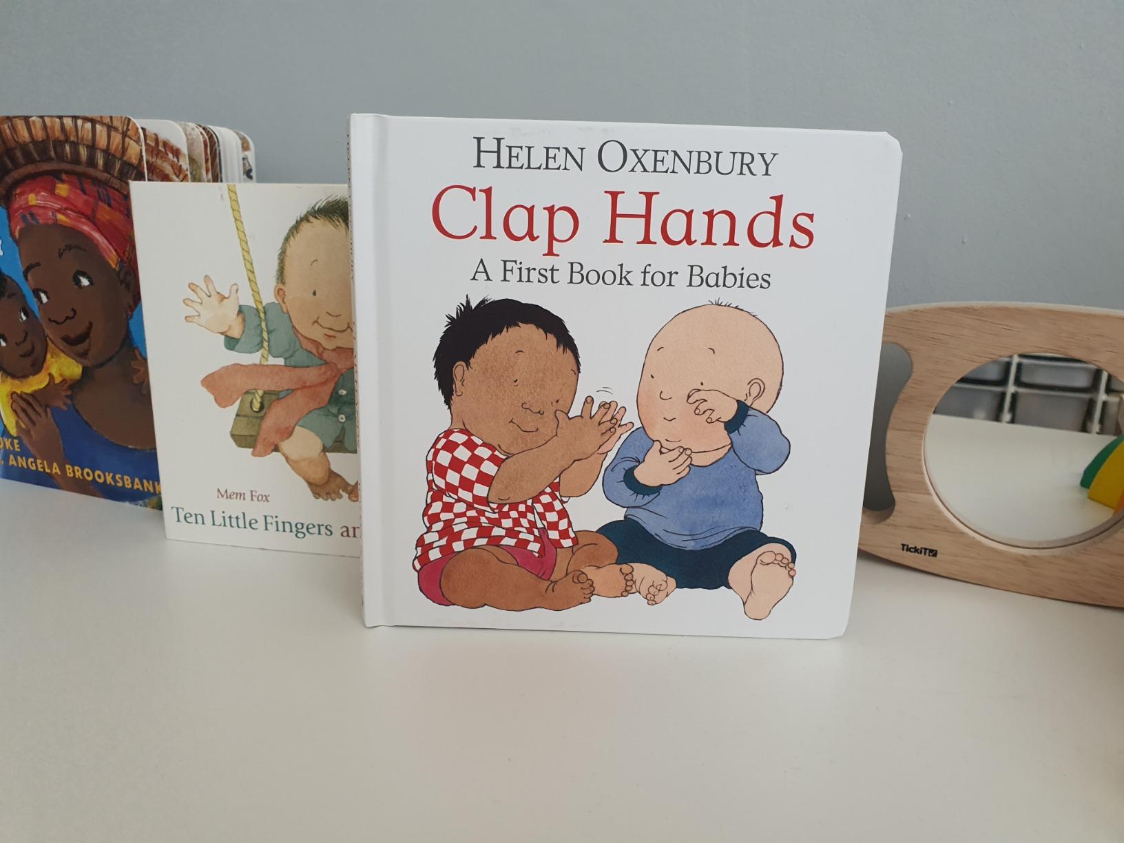 Clap Hands: A First Book for Babies : Oxenbury, Helen, Oxenbury, Helen ...