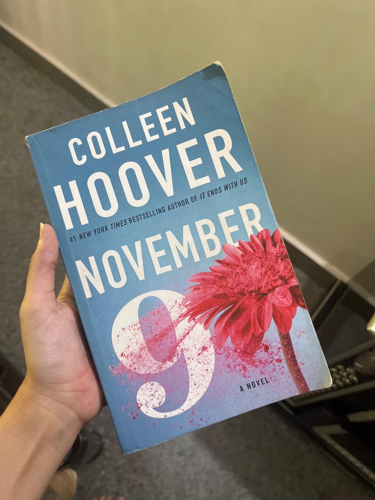 November 9: A Novel : Colleen Hoover: Amazon.in: Books