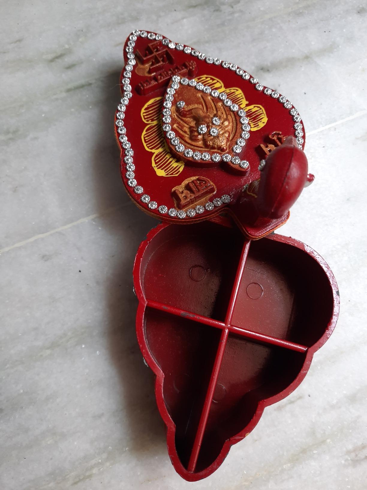 Buy Diya Home Triangular Wood Roli Tika Chopra in Peacock Shape ...
