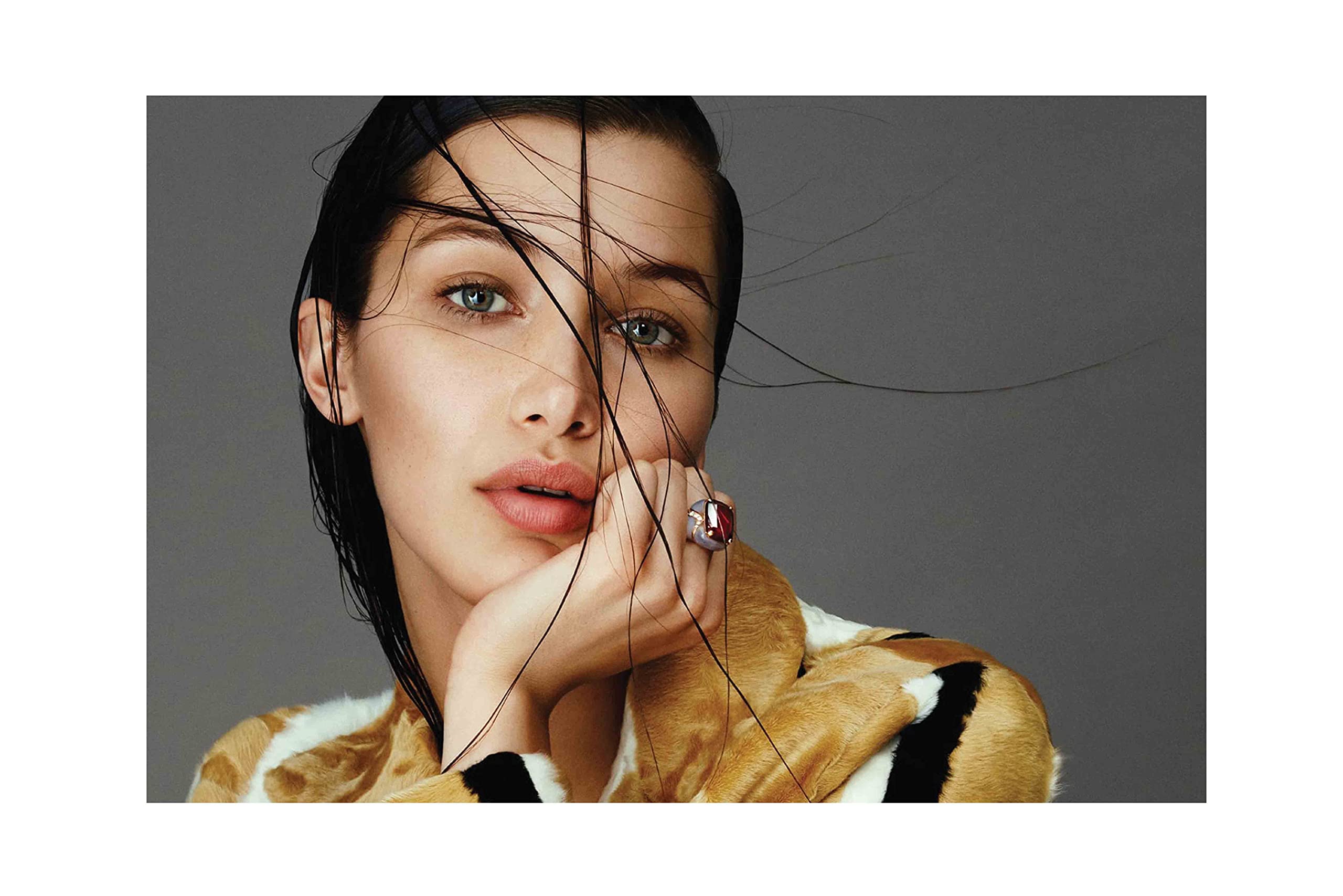 Buy Yellow Alley Famous Model Bella Hadid Poster|Celebrity Poster ...