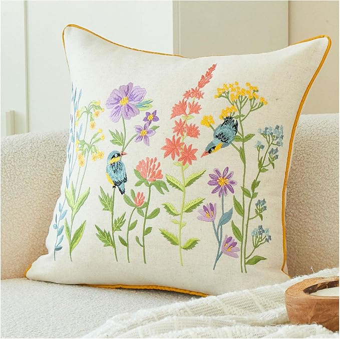 Amazon.com: Decorative Throw Pillow Covers, Spring Bird Floral ...
