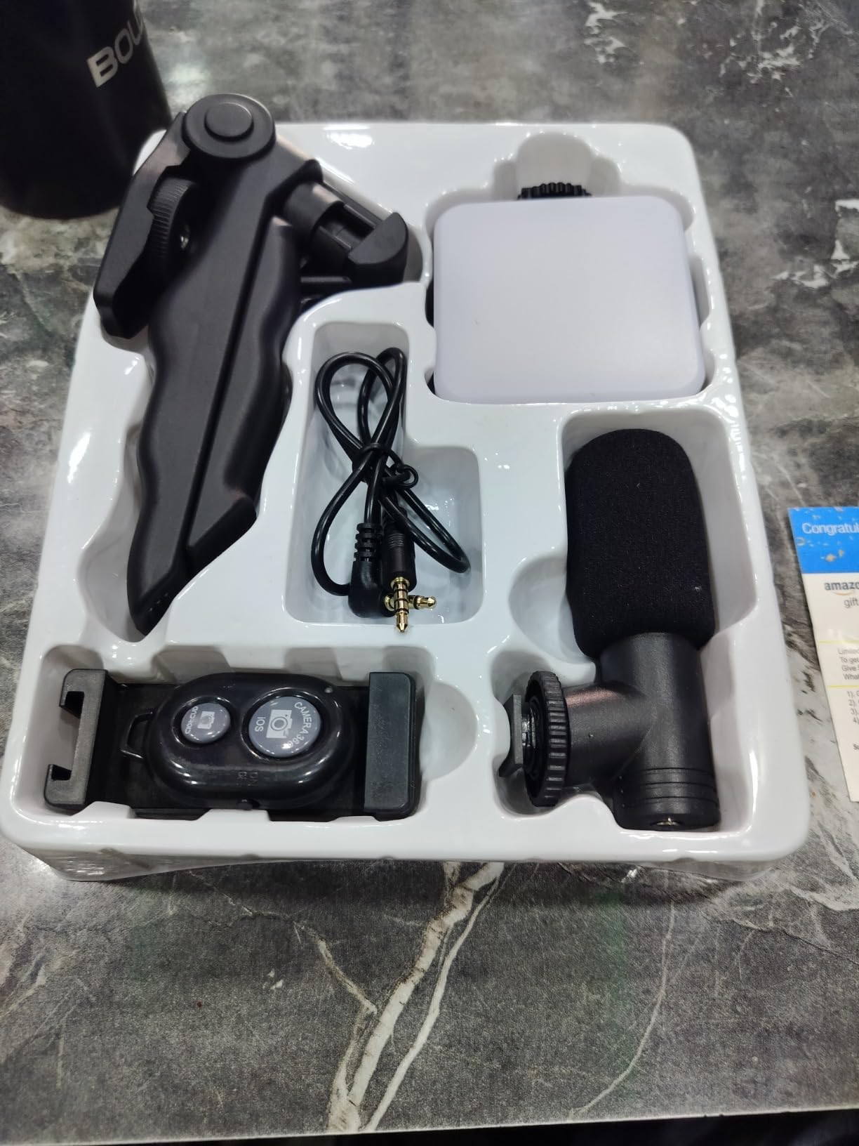 Vlogging kit 6 in 1 Combo (Shotgun Microphone, Selfie Light, Tripod ...