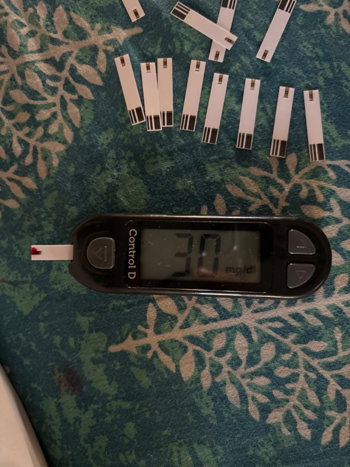 Control D Test Strips, 100 Count (Black) For control d Glucometer ...