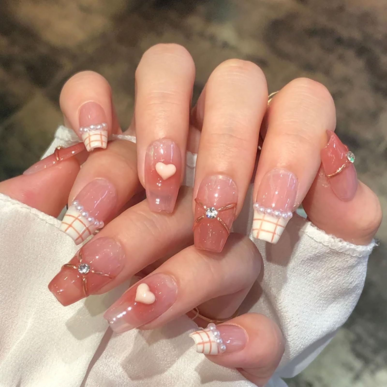 Amazon.com: RikView Long Press on Nails Almond Fake Nails with 3D ...