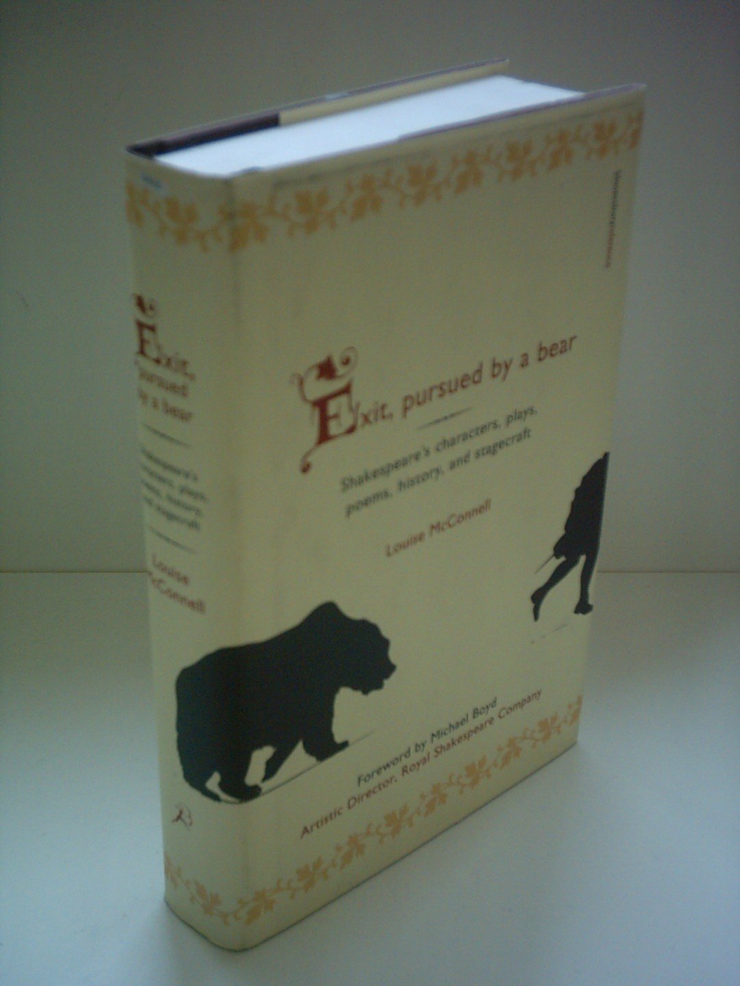 Amazon.com: Exit, Pursued by a Bear: An A-Z Guide to Shakespeare's ...