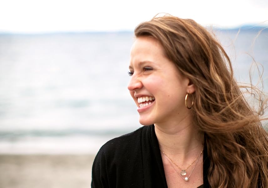 Love Beyond Looks: A 5-Week Bible Study On Body Image: Shuler, Kasey B ...