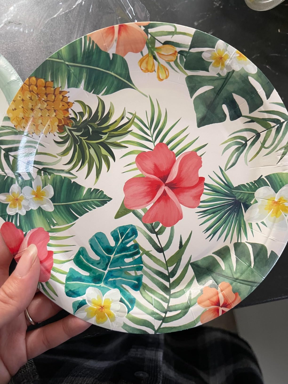 Amazon.com: Hawaiian Luau Party Supplies, 96PCS Tropical Hawaiian Party ...