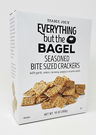 Amazon.com: Trader Joe's Everything but the Bagel Seasoned Bite Sized Crackers Net Wt. 10 Oz ...
