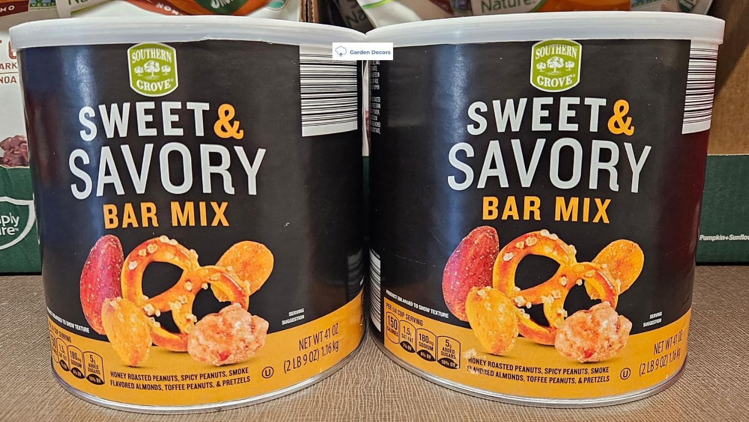 Amazon.com: Southern Grove Sweet & Savory Bar Mix 41oz 1.16kg (Two Cans)