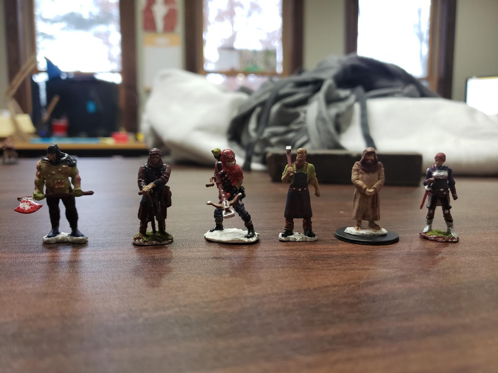 Amazon.com: WizKids Deep Cuts: Townspeople & Accessories Unpainted ...