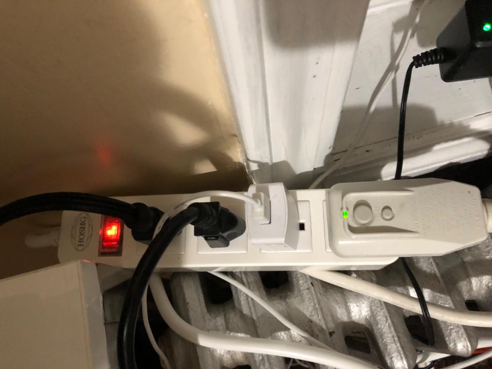 Amazon.com: Outdoor Power Strip Waterproof, Weatherproof Surge ...