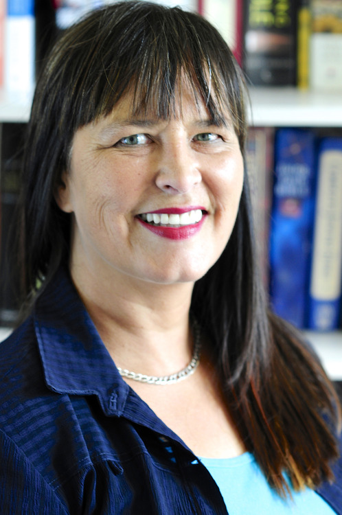 Amazon.com: Retha Groenewald: books, biography, latest update