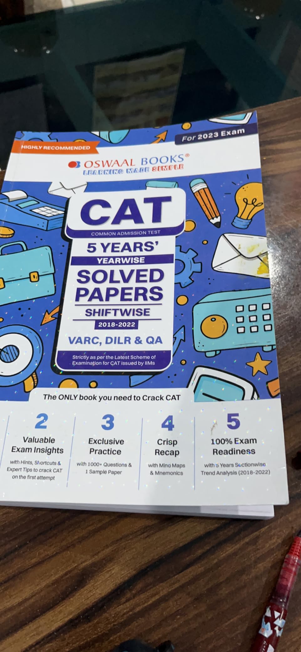 Oswaal CAT Common Admission Test 5 Years' Yearwise Solved Papers ...