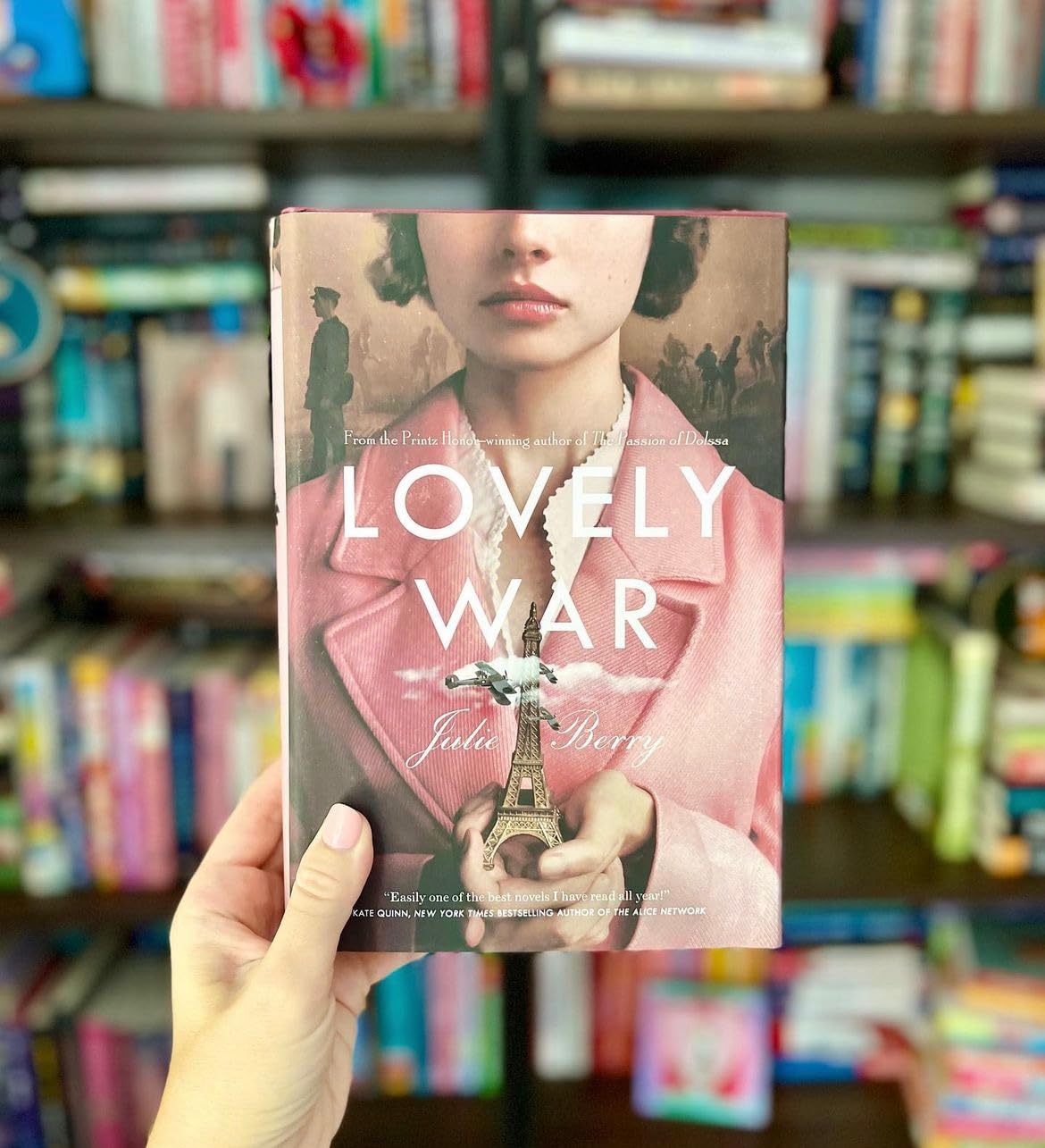 Amazon.com: Lovely War: 9780147512970: Berry, Julie: Books