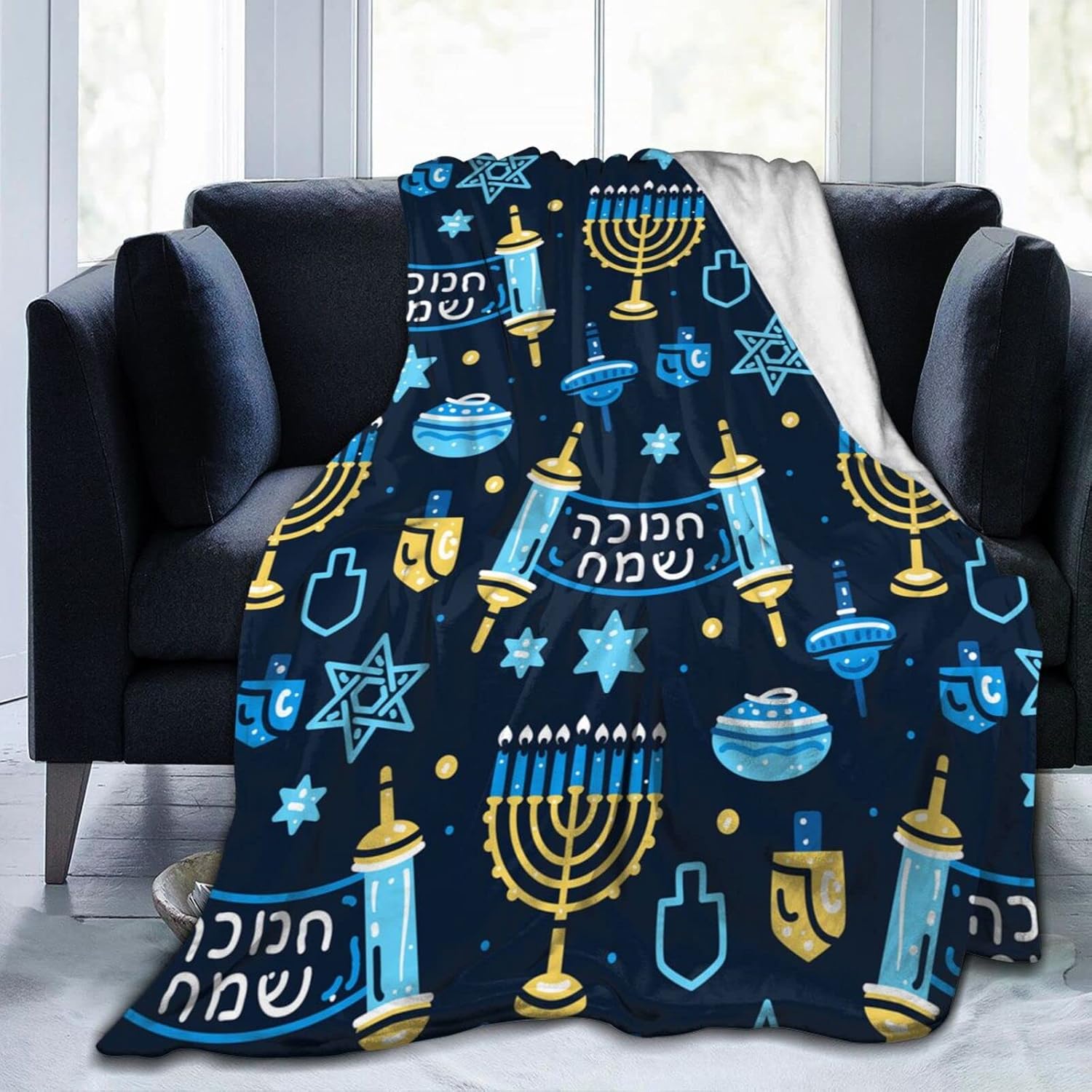 Amazon.com: Pubnico Traditional Hanukkah of The Jewish Holiday Blanket ...