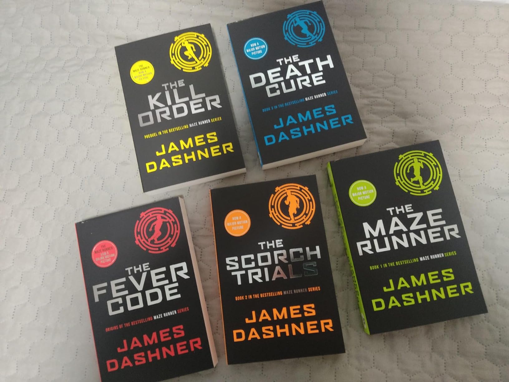 The Maze Runner Series Complete Collection Boxed Set (5-Book): The ...