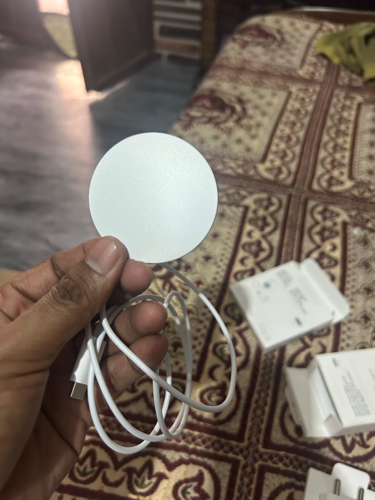 Apple MagSafe Charger (for iPhone, AirPods Pro, AirPods with Wireless ...