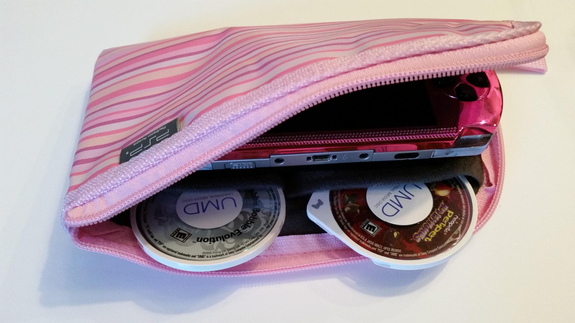 Amazon.com: Sony PSP Portable Soft Zipper Pouch Bag - Rose Pink - Sony ...
