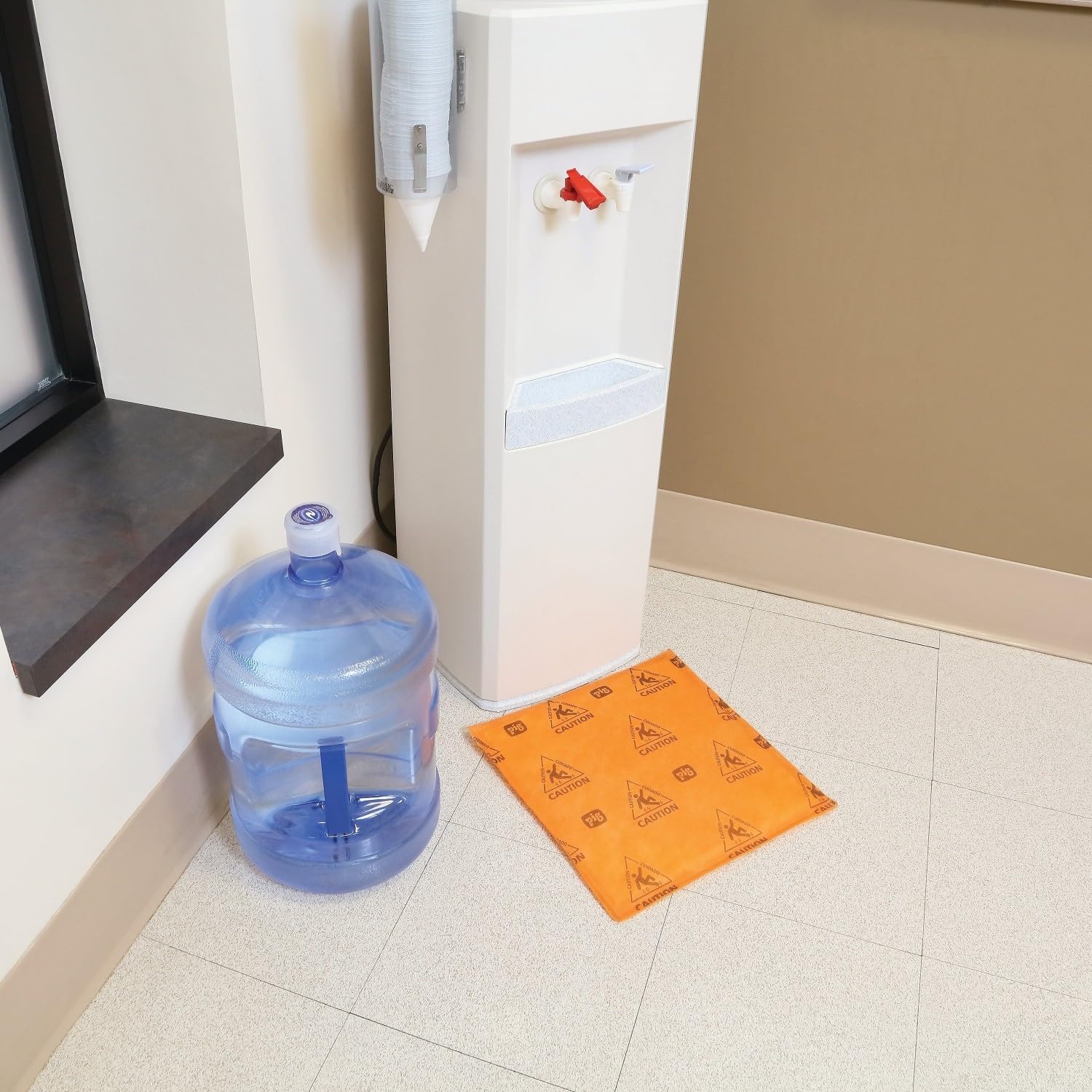 Snapklik.com : Super Water Absorbent Pad High-Visibility Absorb & Lock ...