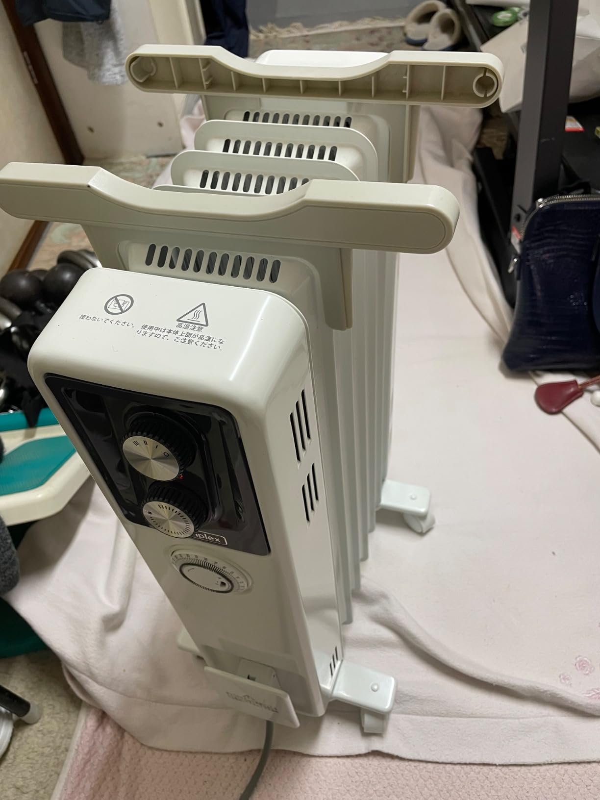 Amazon | Dimplex(ディンプレックス) 電気ヒーター オイルフリーヒーター KECR B02 WH 8~10畳 省エネ タイマー機能 安全装置 ホワイト KECR12Ti ...