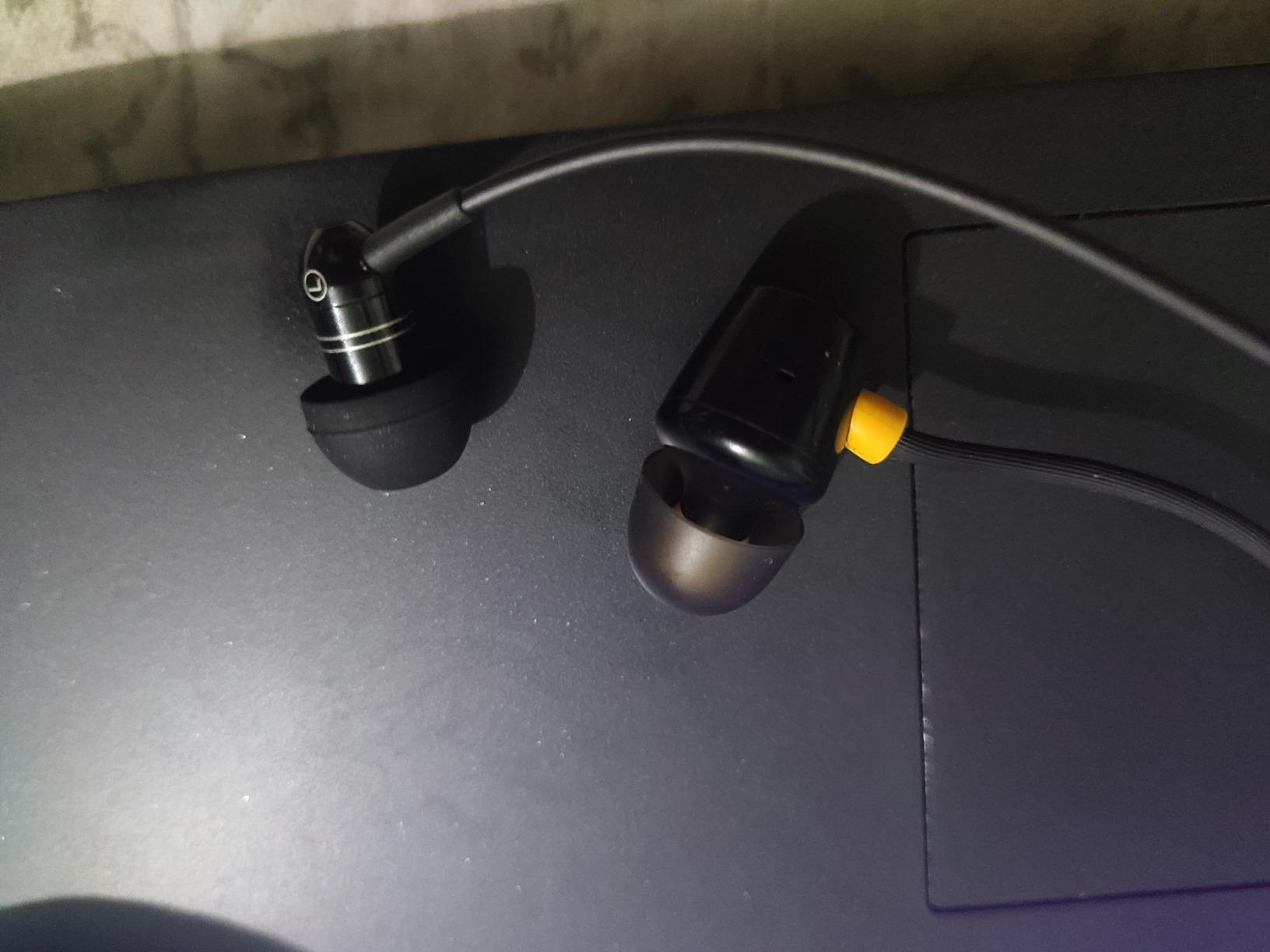 AMX One X in-Ear Headphones with Mic & in-Line Remote Controller (Jet ...