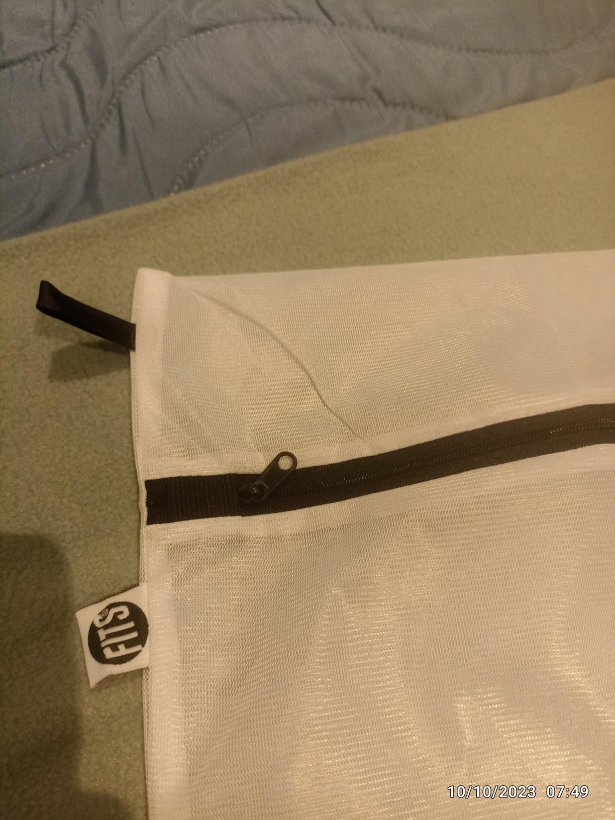 Amazon.com: FITS Socks Laundry Bag, Mesh Garment Wash Bag for Socks ...