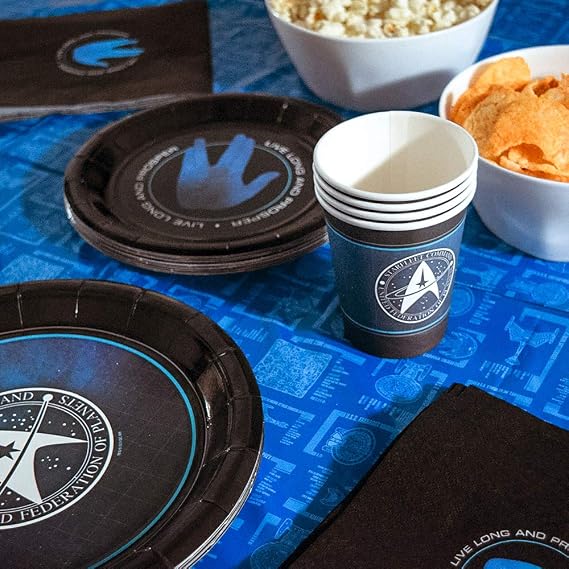 Amazon.com: Star Trek Party Supplies Pack for 10 Guests - Includes ...
