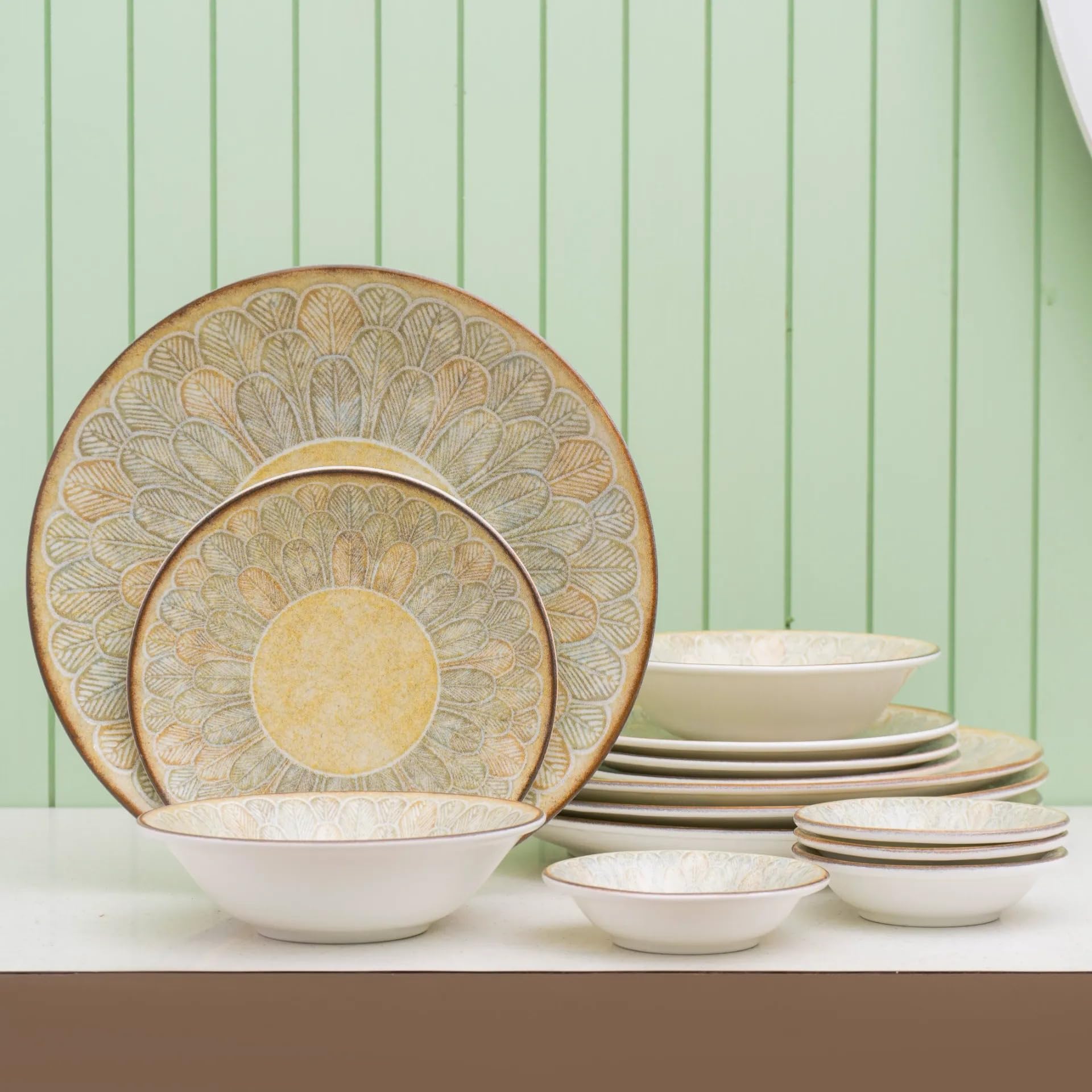 JCPL Fine Porcelain Textures Aroma Dinner Set (Set of 14), for Family ...