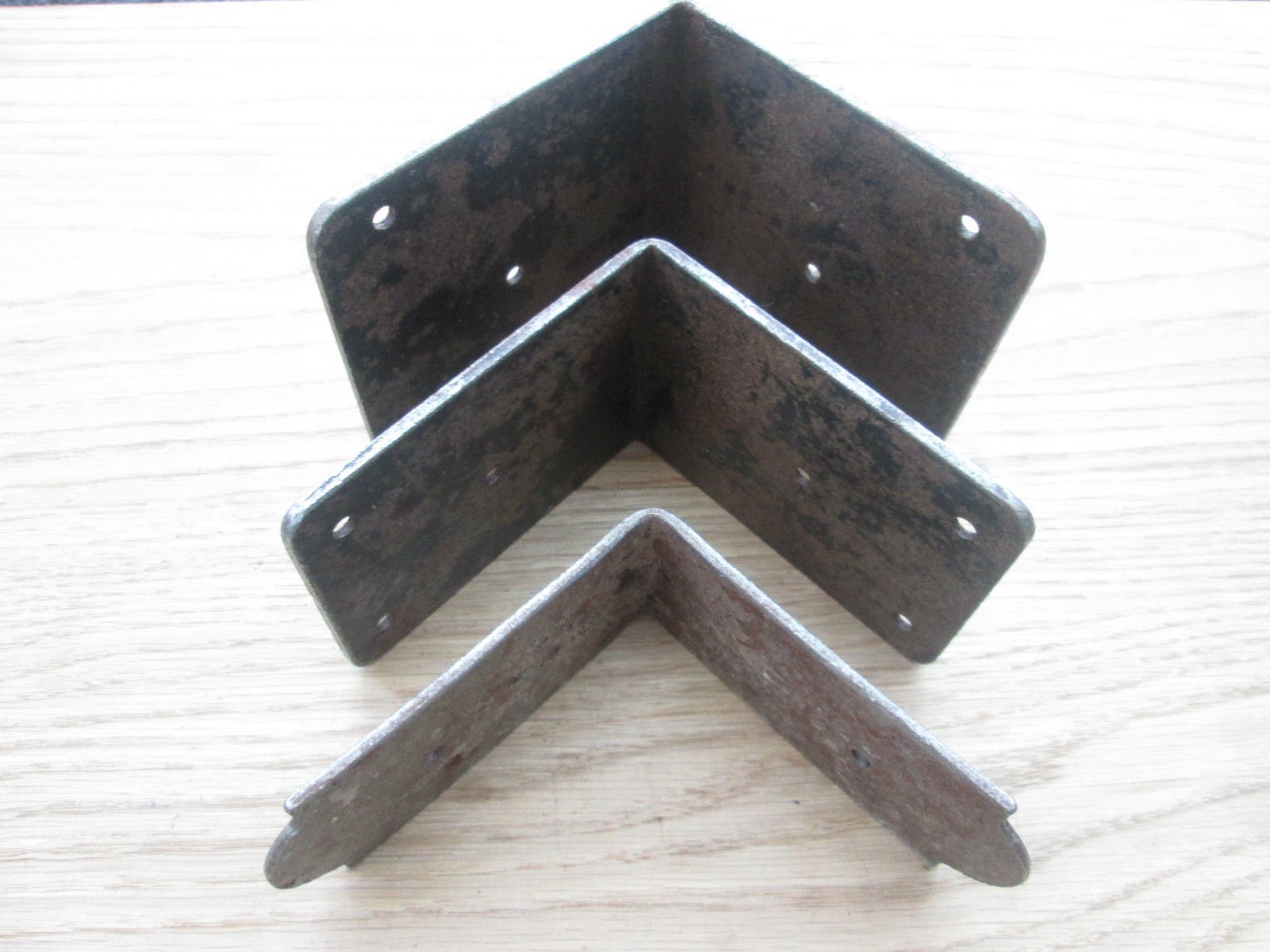 IRONMONGERY WORLD® Antique Iron Butchers Block Corner Brackets Kitchen ...