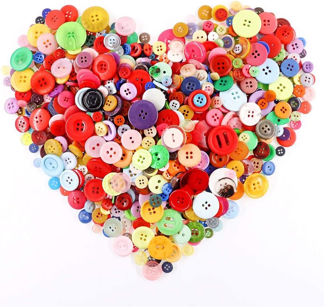 Pack of Random MIxed Assorted Buttons, approx 75g : Amazon.co.uk: Home ...