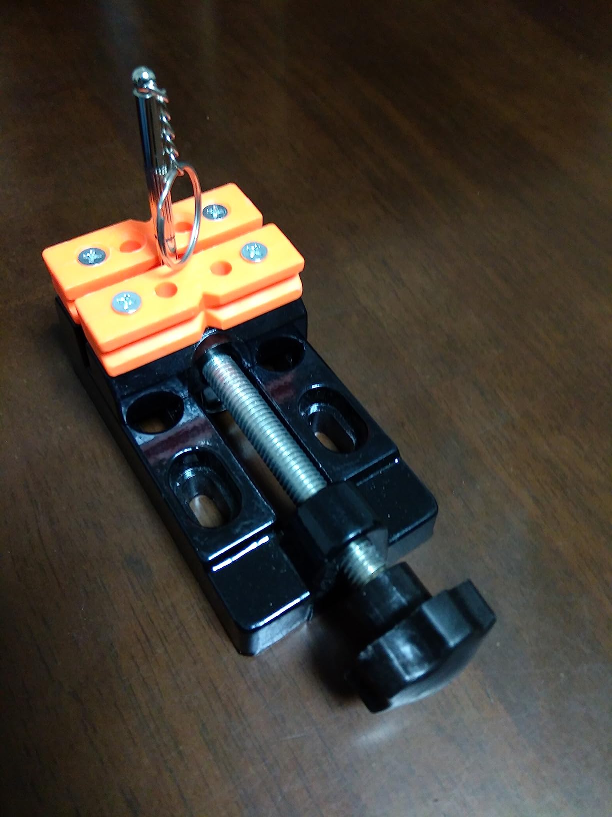 Amazon.co.jp: LioPan Mini Vice, Desktop Clamp, Vice, Fixing Fixture ...