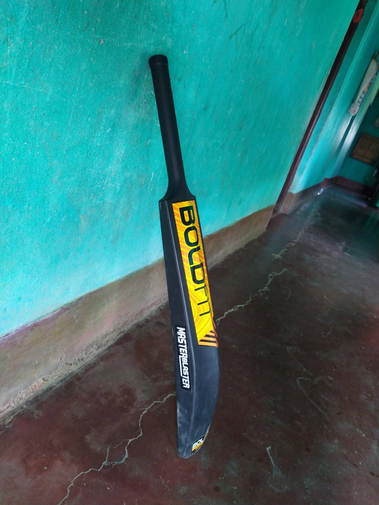 Boldfit Turf Bat Cricket for Adults Plastic Tennis Cricket Bat for Mens ...