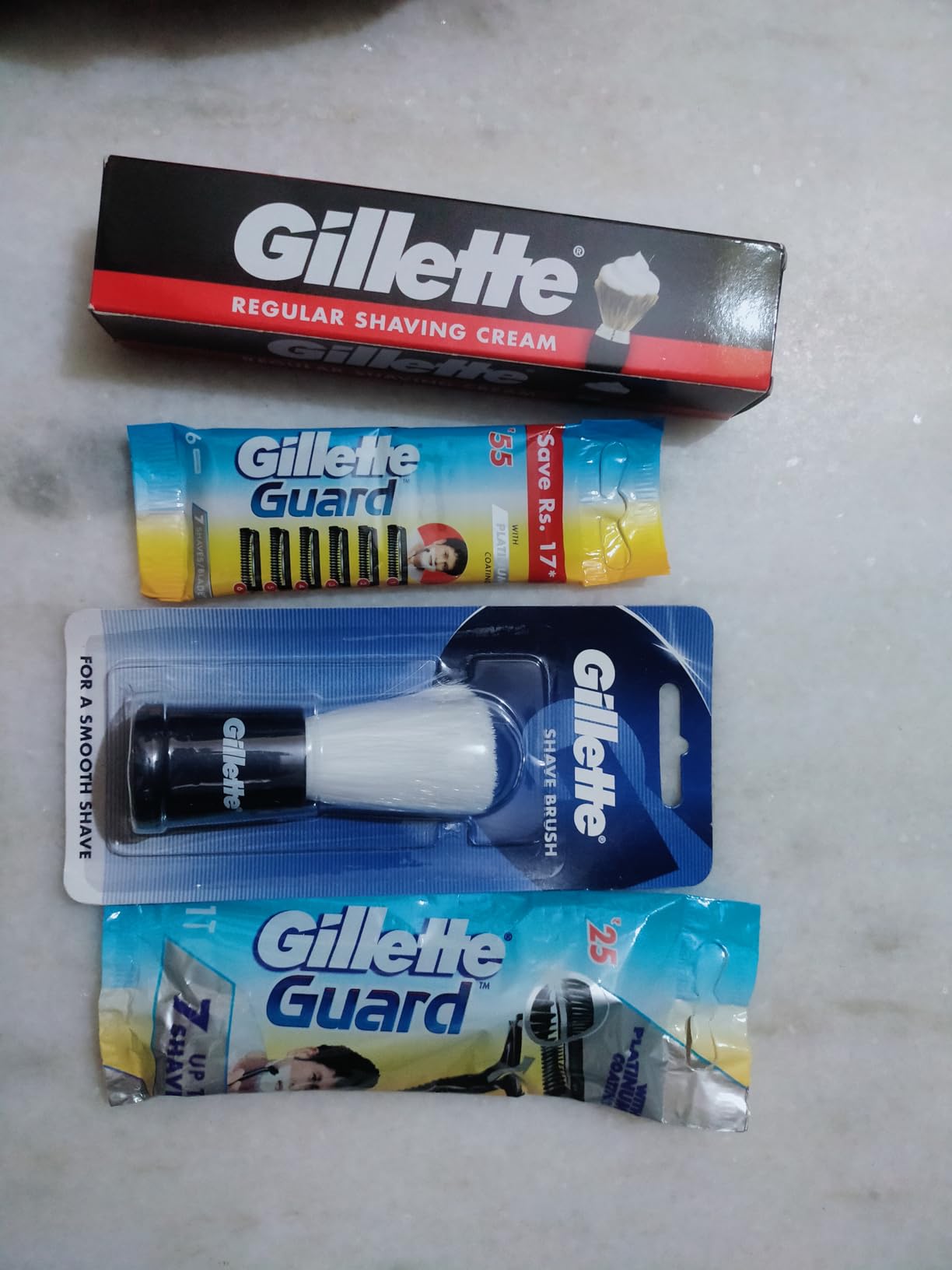 Gillette Guard 5 in 1 Shaving Kit