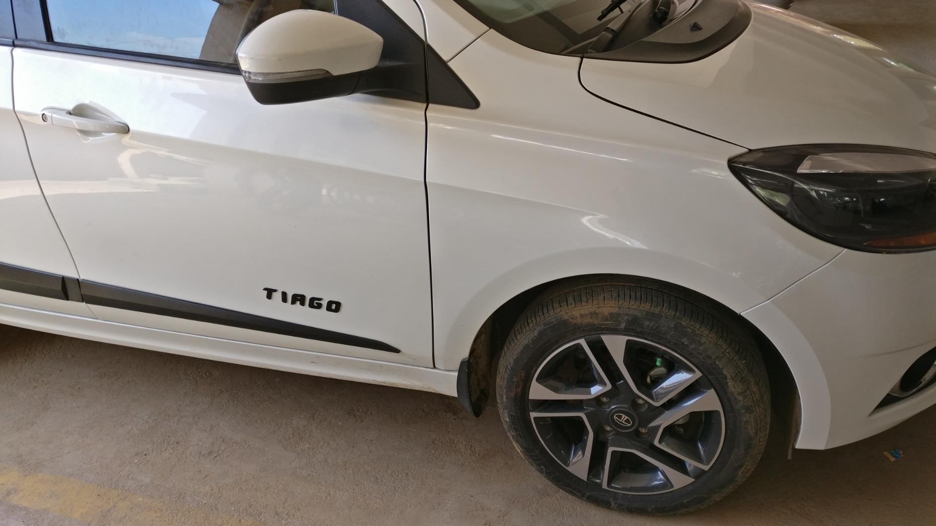 Carmetics Black 3D Letters Stickers Logo for Tata Tiago (Medium ...