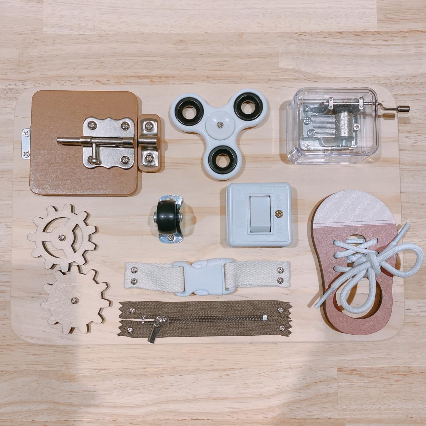 Amazon | Potatomato ビジーボード -モンテッソーリ 知育玩具 誕生日プレゼント 手先が器用になる 自閉症 木のおもちゃ 感覚玩具 男子女子 指先トレーニング 早期教育 旅行 ...