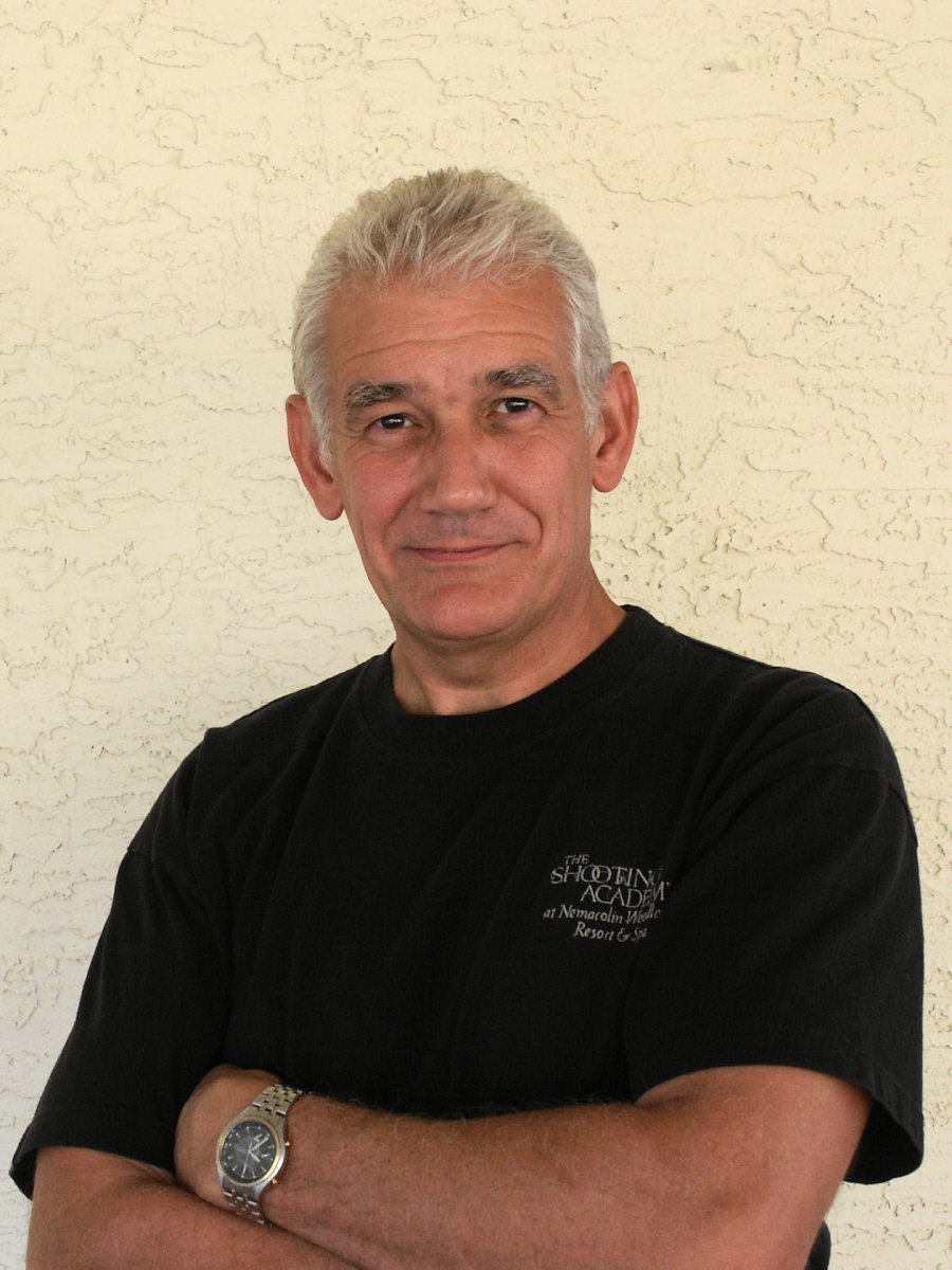 Amazon.com: Michael Davey: books, biography, latest update