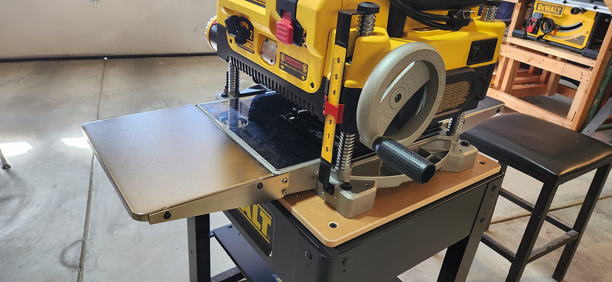 $9/mo - Finance Planer Folding Table for DEWALT DW735 Planer, Provides ...