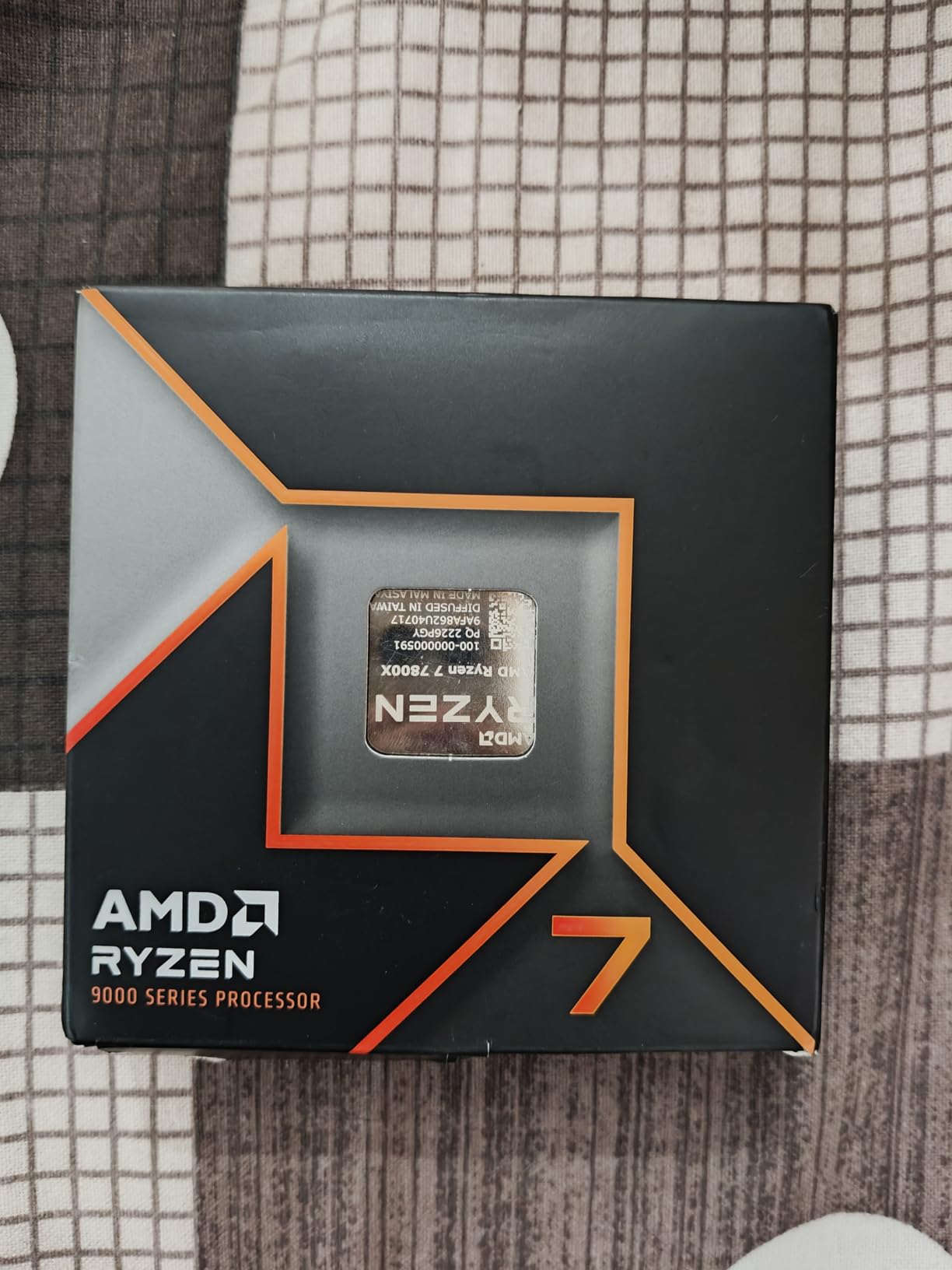 Amazon.in: Buy AMD Ryzen 7 9700X Desktop Processor with Integrated ...