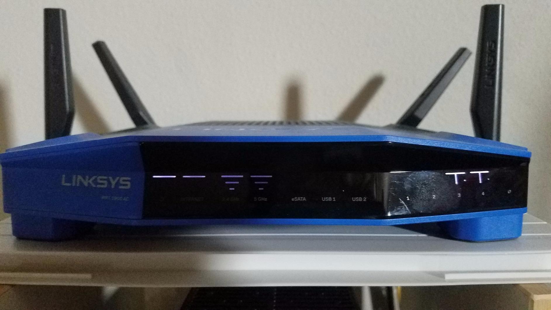 Amazon.com: Linksys WRT1900AC 2.4 and 5GHz Dual Band Smart Wi-Fi ...