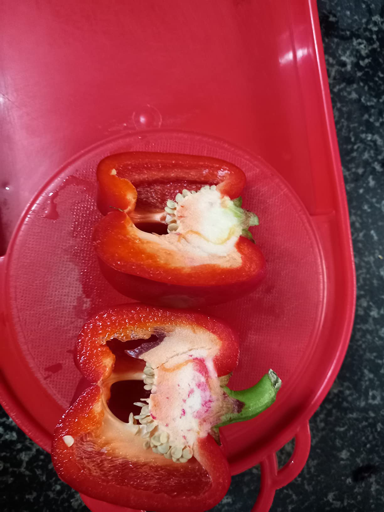 Fresh Capsicum - Red, 250g : Amazon.in: Grocery & Gourmet Foods