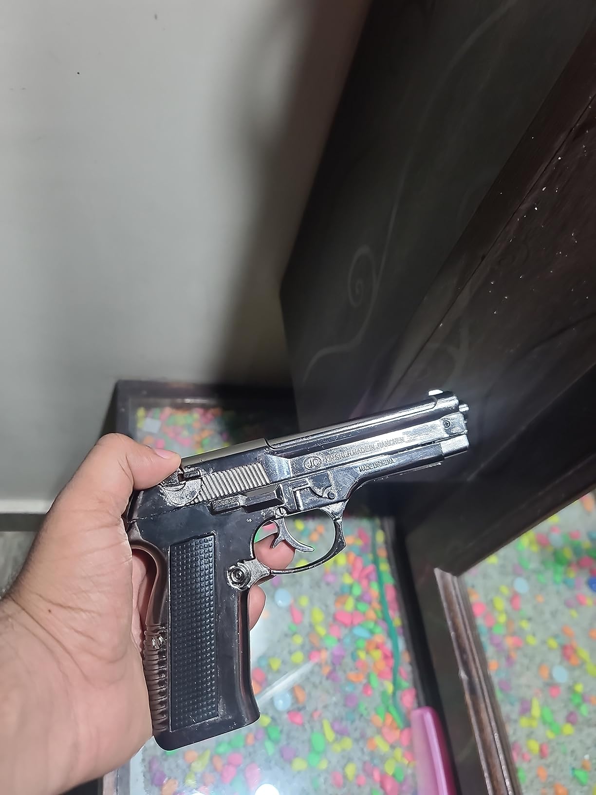 WILD WORLD® Lifestyle Silver Heavy Metal Pistol Gun Real Gas Lighter ...