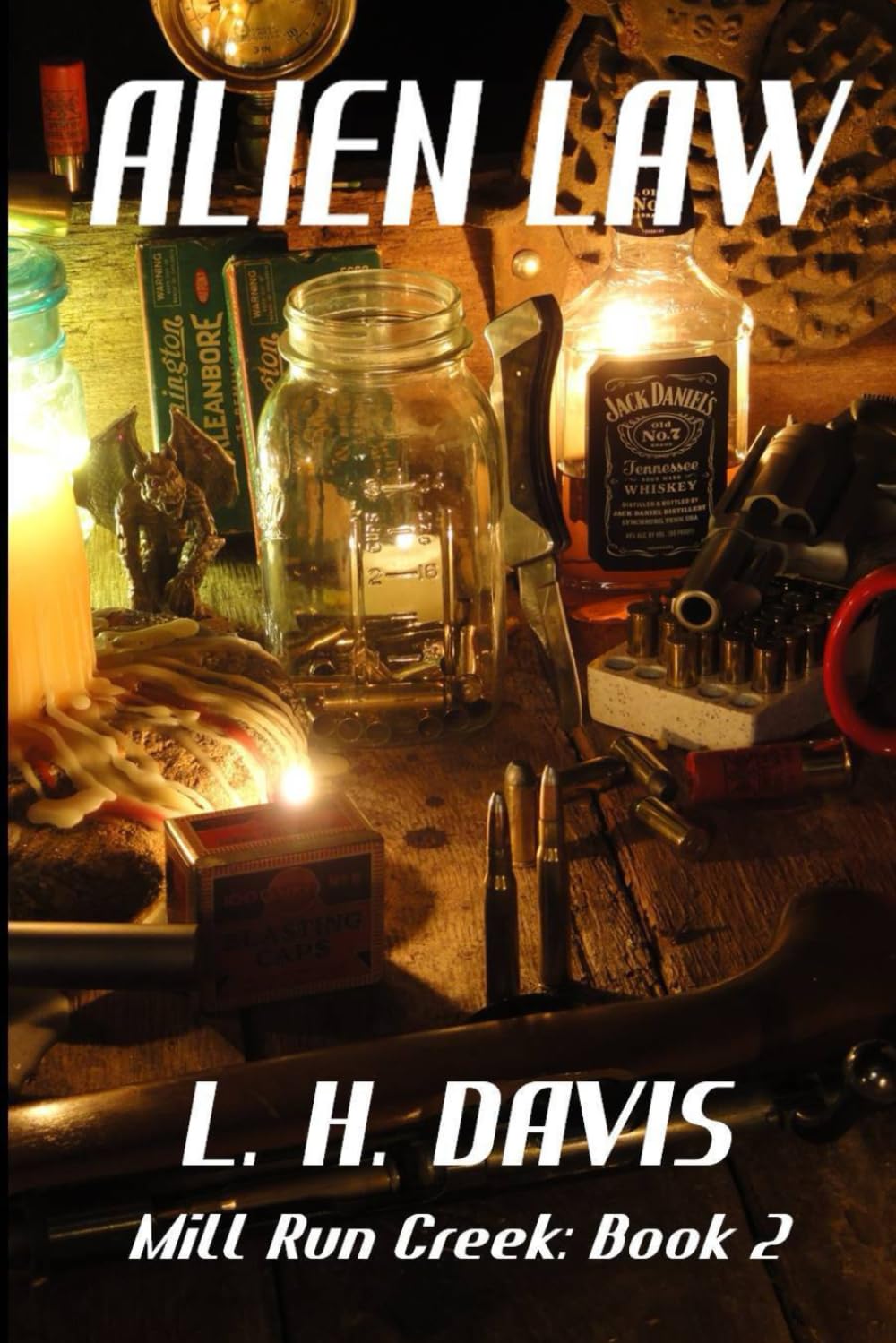 Amazon.com: Alien Law: Mill Run Creek: Book 2: 9798391795902: Davis ...