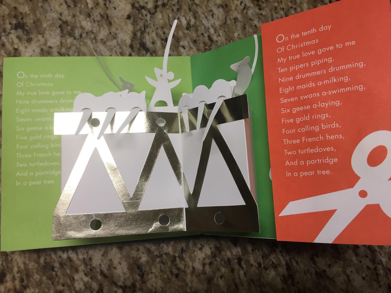 Twelve Days of Christmas, The: Sabuda, Robert: 9780689812491: Amazon ...