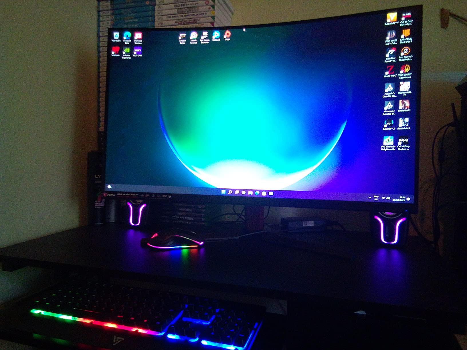 MSI Optix AG32CV Curved Gaming Monitor '31.5 Inch, Full HD, VA, 165Hz ...