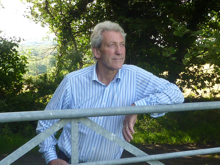 Amazon.co.uk: Bryce Thomas: books, biography, latest update