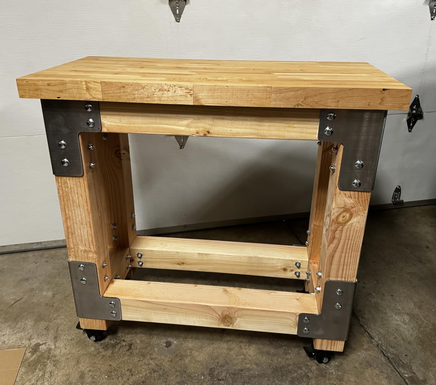 Amazon.com: Eastwood 8 Pieces Steel Work Bench Brackets | 3/16 inch ...