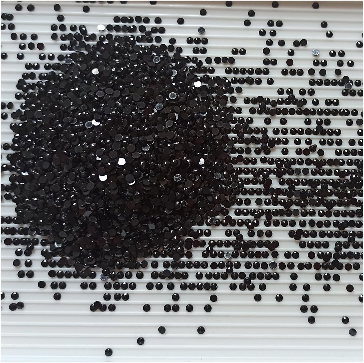 Amazon.com: 310 Diamond Painting Replacement Beads Round Diamonds for ...