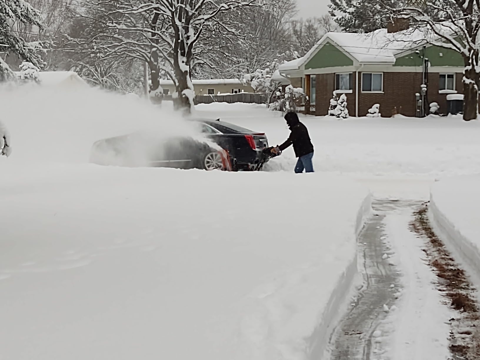 $39/mo - Finance Husqvarna ST224 Snow Blower, 212-cc 5.9-HP, 24-Inch ...