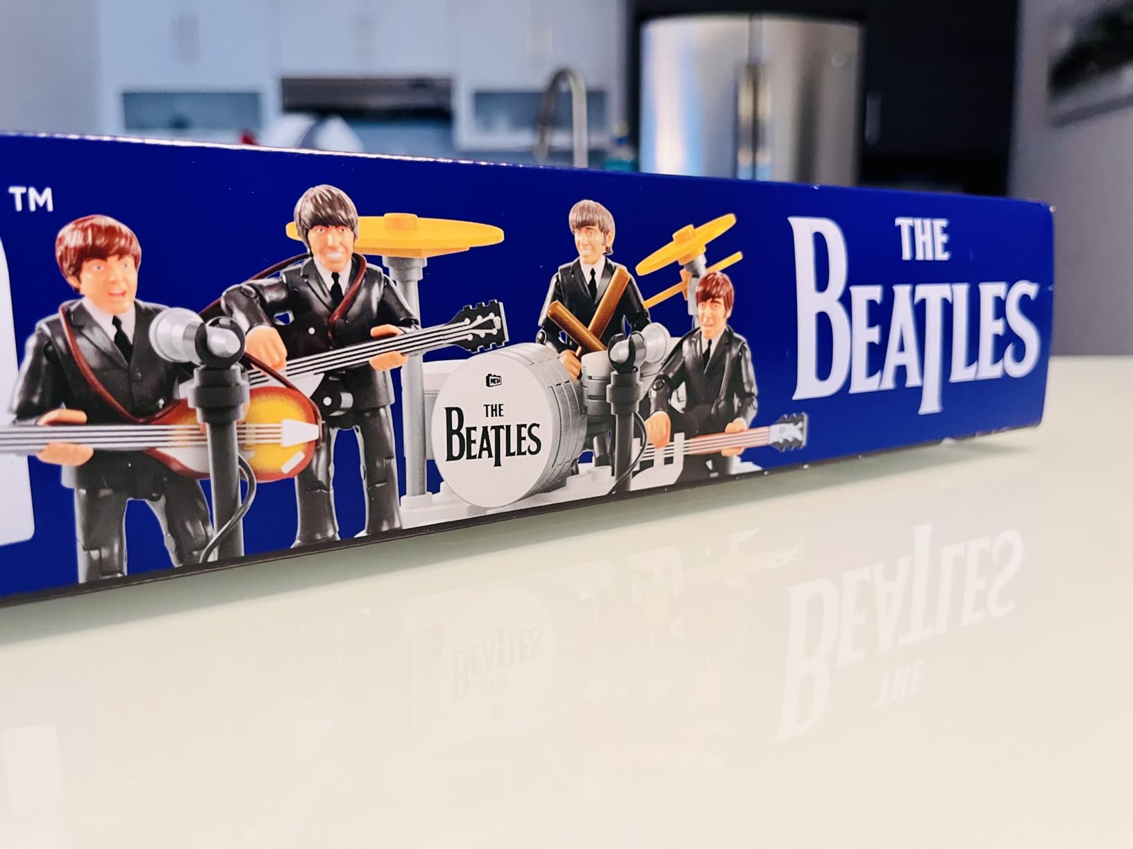 MEGA The Beatles Kit de construction avec 681 pièces, 4 figurines ...