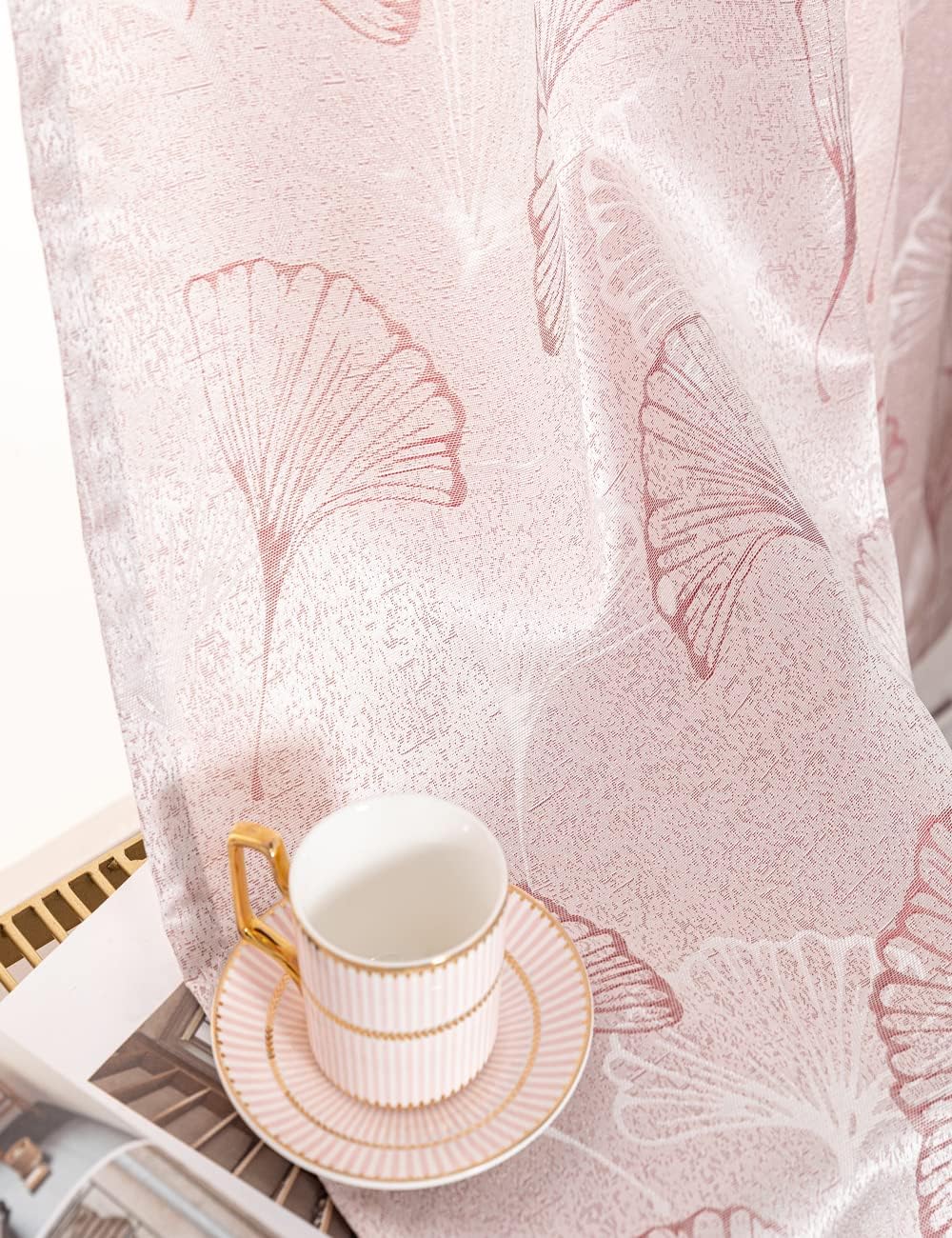 Amazon.com: H.ebony Rust Red Jacquard Curtains for Bedroom, Leaf Design ...